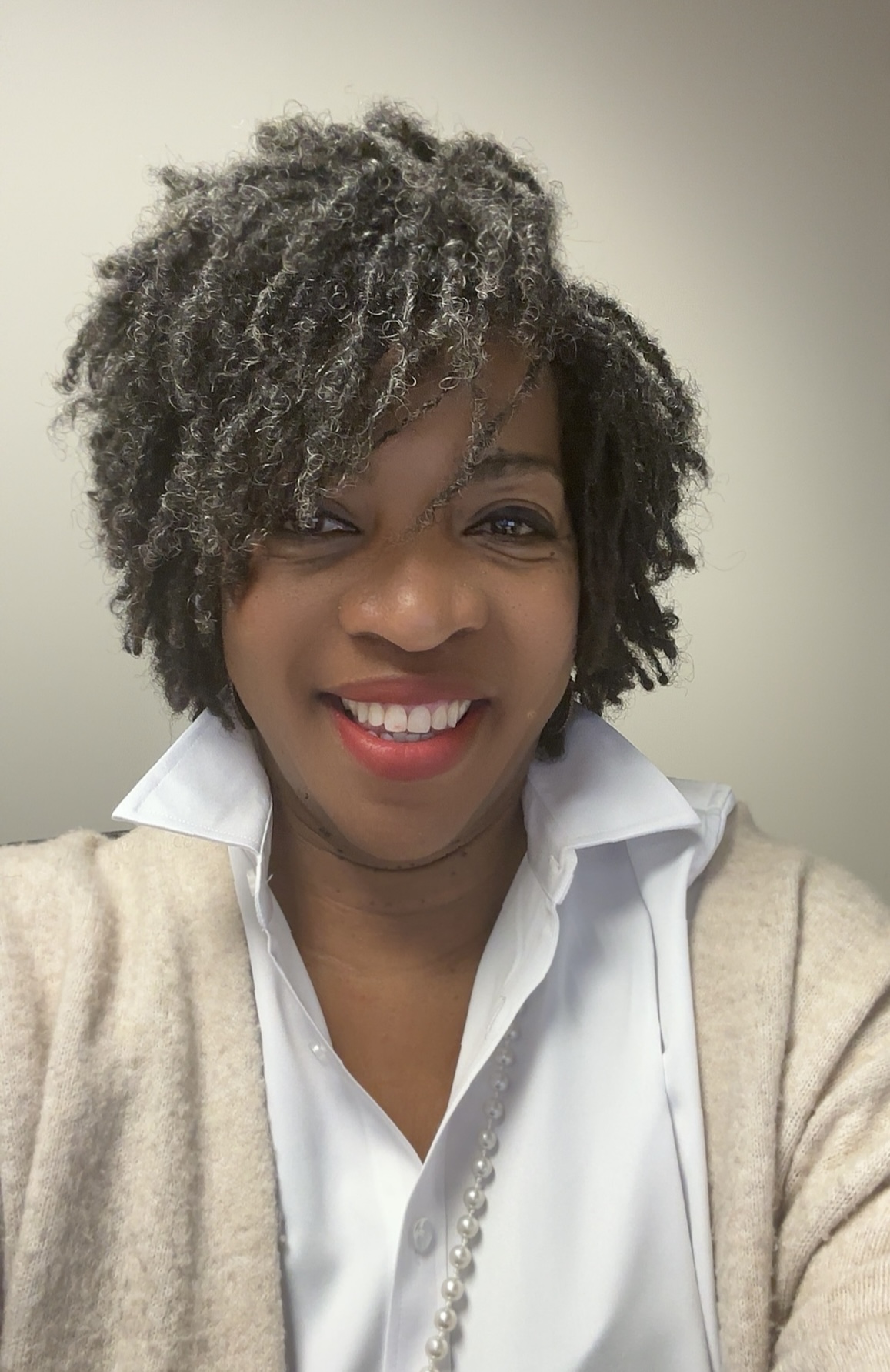 Leslie T. Tolliver, JD, SHRM-CP - Millennial Life Coaches (MLC)
